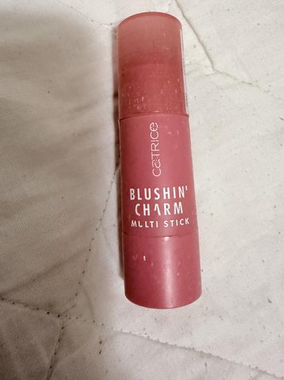 Catrice blushin’ charm