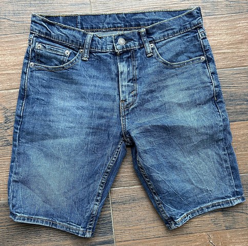 AKCIJA SVE PO 500 SNIZENO Original Levis bermude