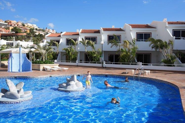 APART HOTEL MALIBU PARK 3* - Playa de las Americas / Tenerife