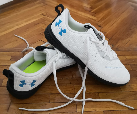 UNDER ARMOUR PATIKE ZA FUDBAL, KAO NOVE