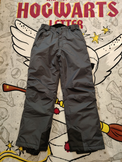 Ski pantalone,vel.146/152.Kao nove,Sivo.