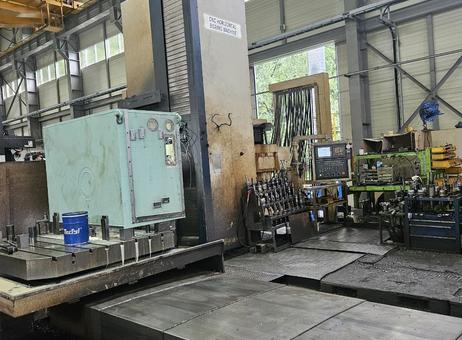 CNC Mašina za bušenje stolnog tipa HNK Fanuc 31i Model A