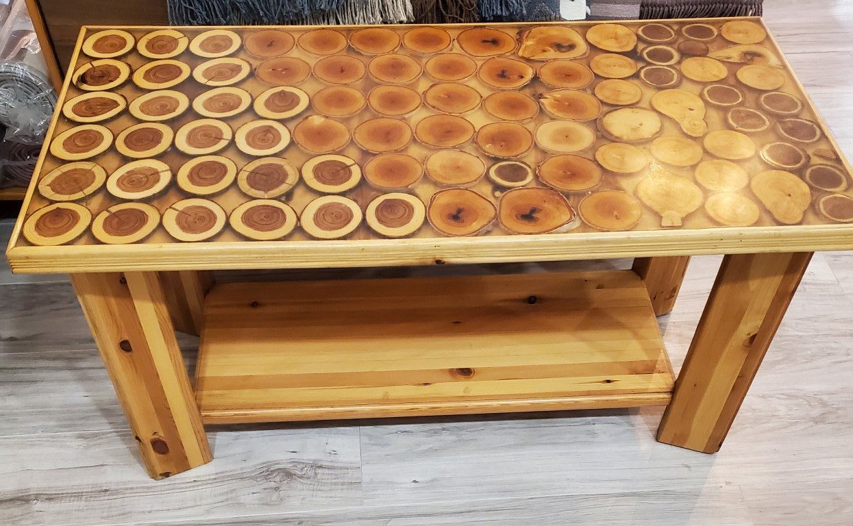 Klub sto model 22A Ariš epoxy smola