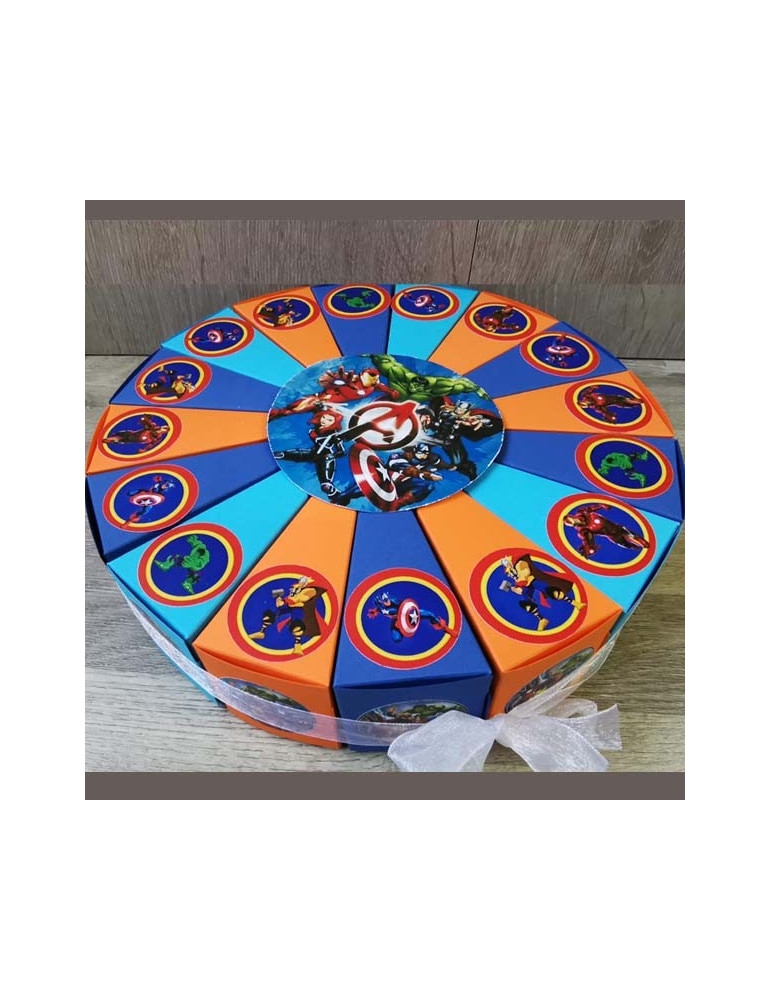 Avengers torta od kartona