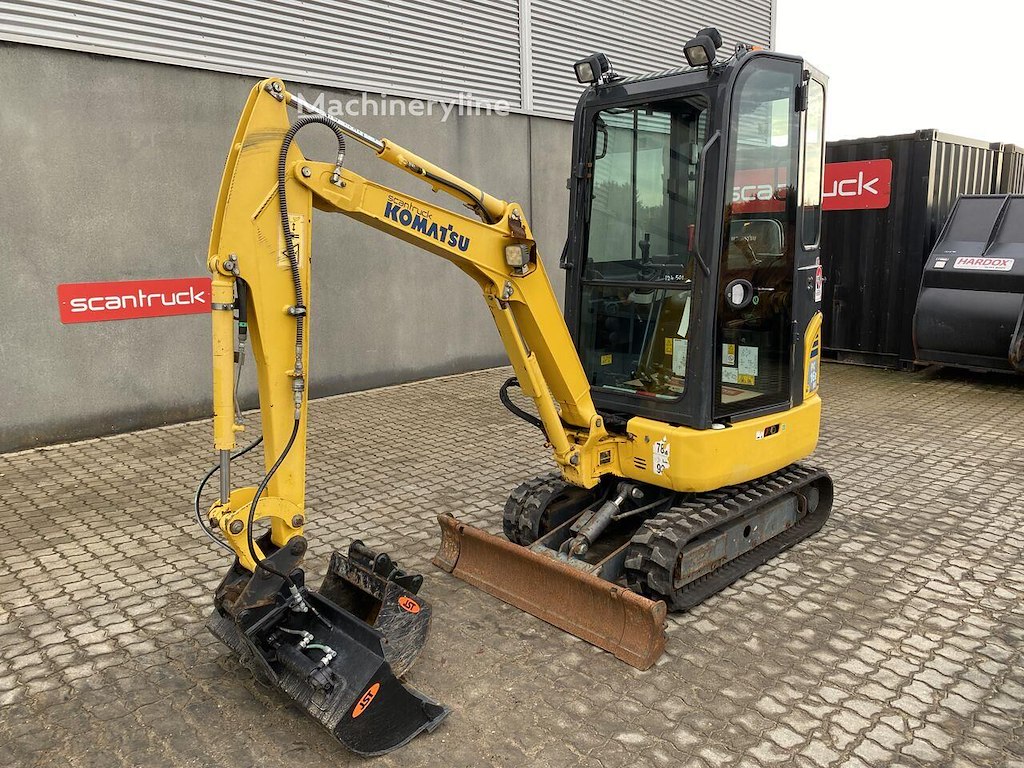 Komatsu PC16-3HS mini bager