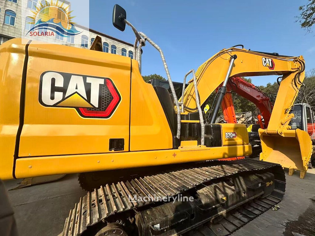 Caterpillar 320GC bager amfibija