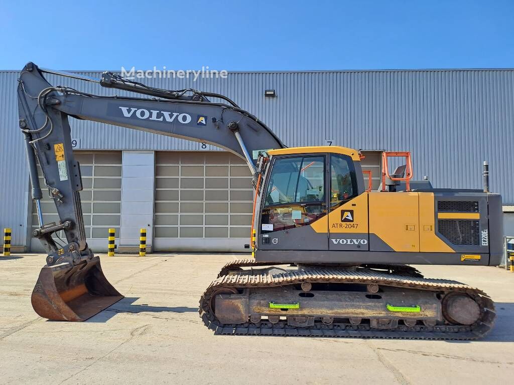 Volvo EC220EL bager guseničar