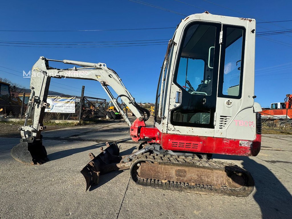 Takeuchi TB016 mini bager