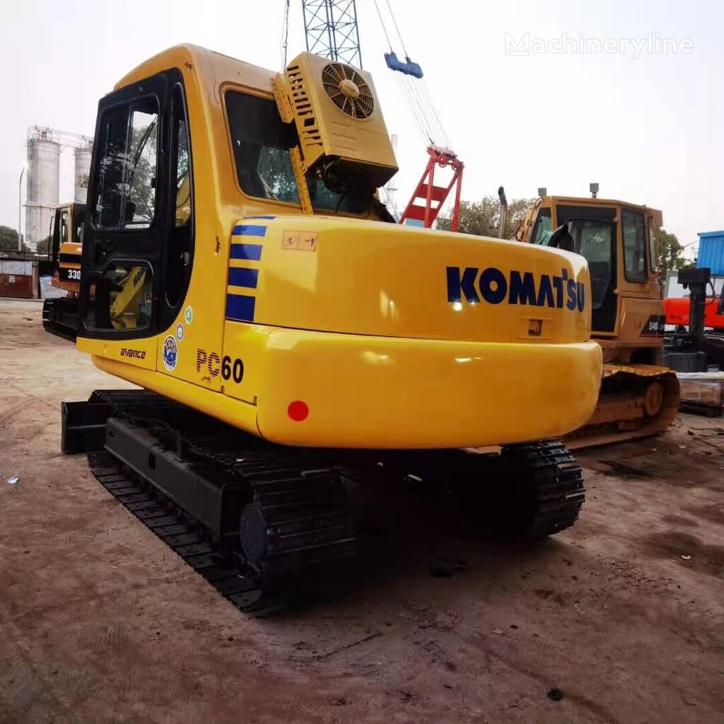 Komatsu PC60 bager guseničar