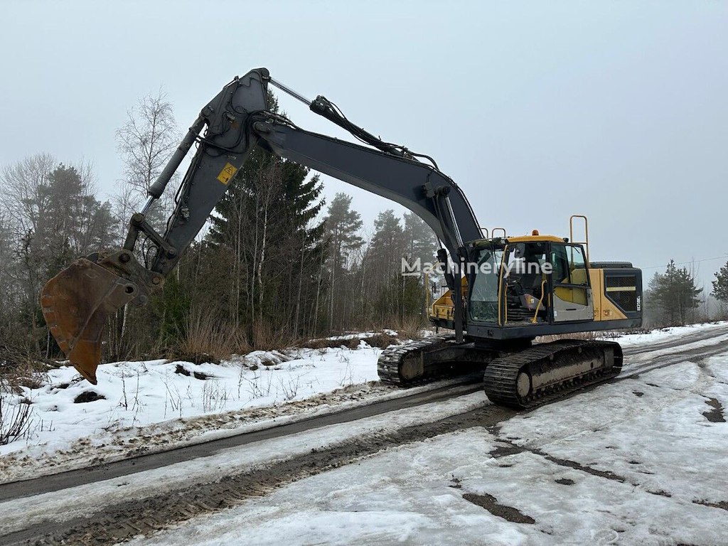 Prodaje se Volvo EC250EL bager guseničar na aukciji