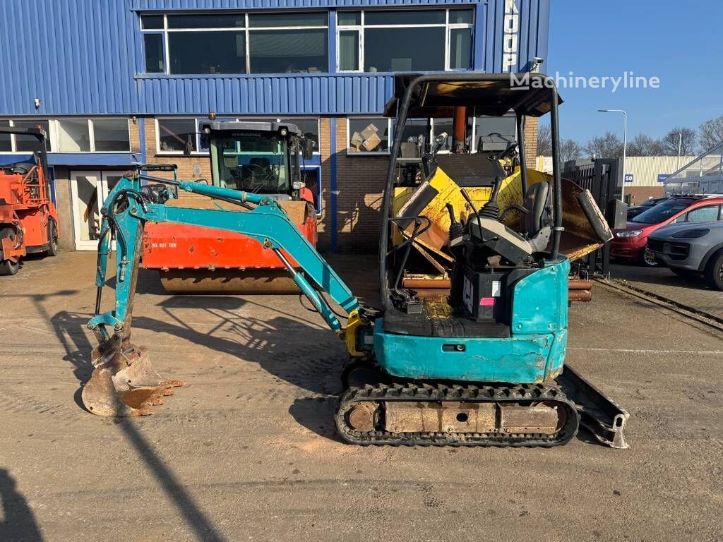 Komatsu PC 16 R-3HS mini bager