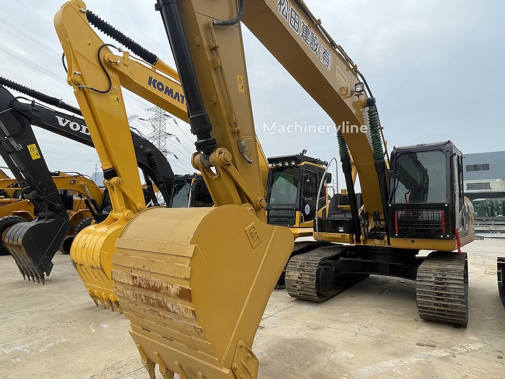 Caterpillar 320D bager guseničar