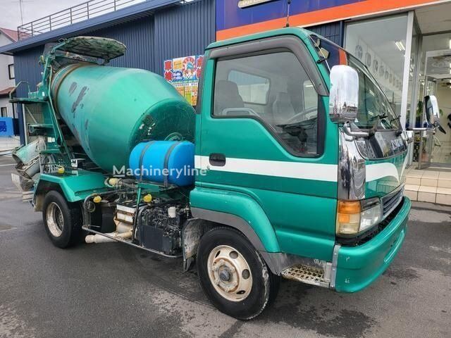 Isuzu TRUCK kamion s mešalicom za beton