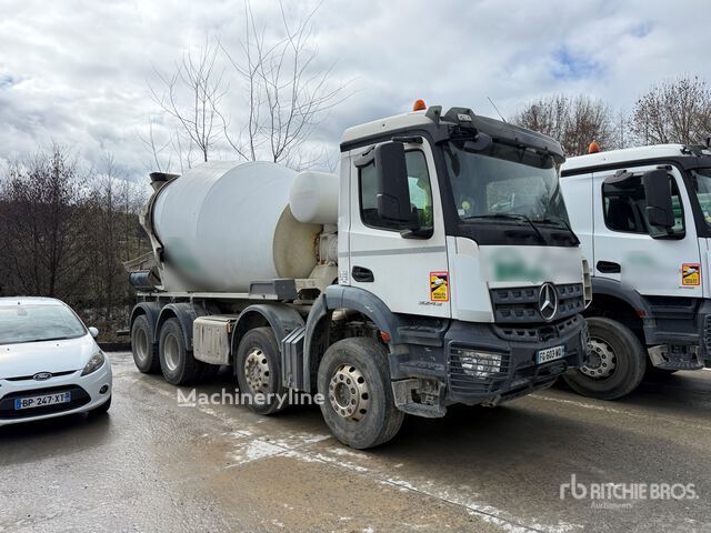 Prodaje se Mercedes-Benz Arocs 3243 kamion s mešalicom za beton na aukciji