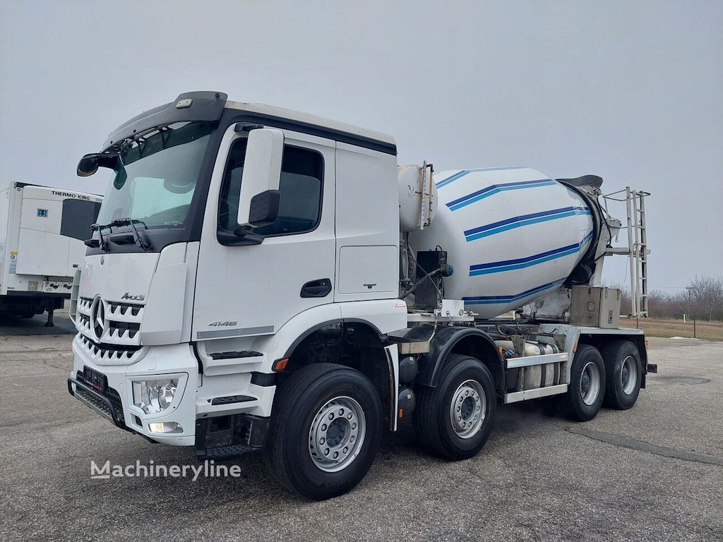 Intermix IMI 10 CUL na šasiji Mercedes-Benz Arocs 4146 kamion s mešalicom za beton