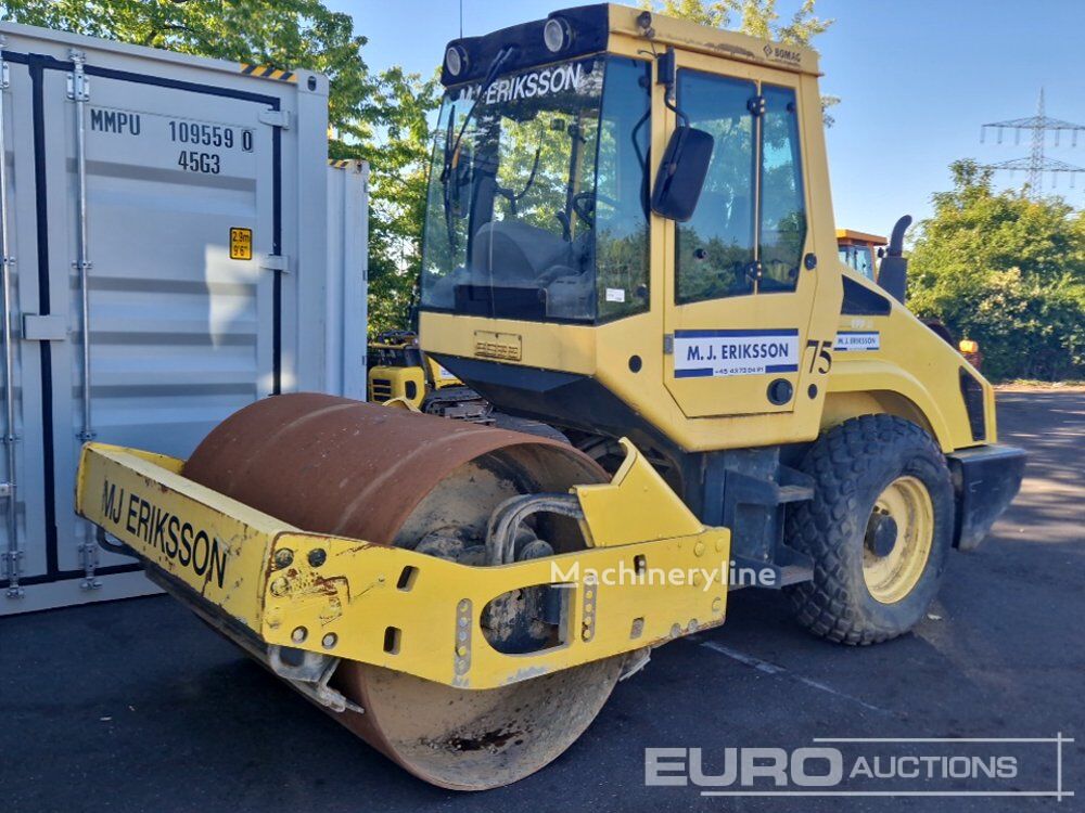 Prodaje se BOMAG BW177 D-4 kompaktor s jednim valjkom na aukciji