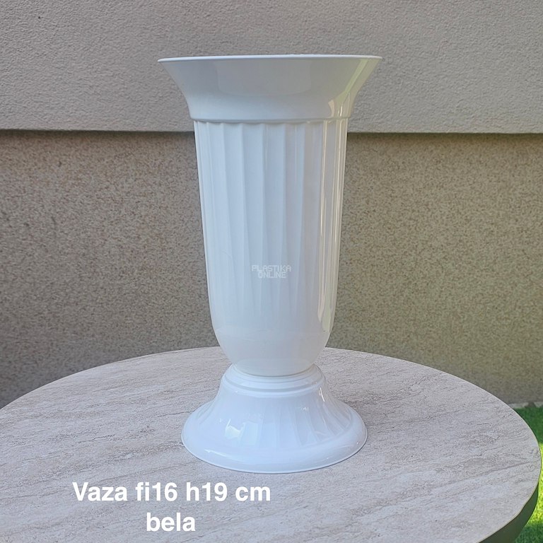 Vaza fi16 h19 cm bela