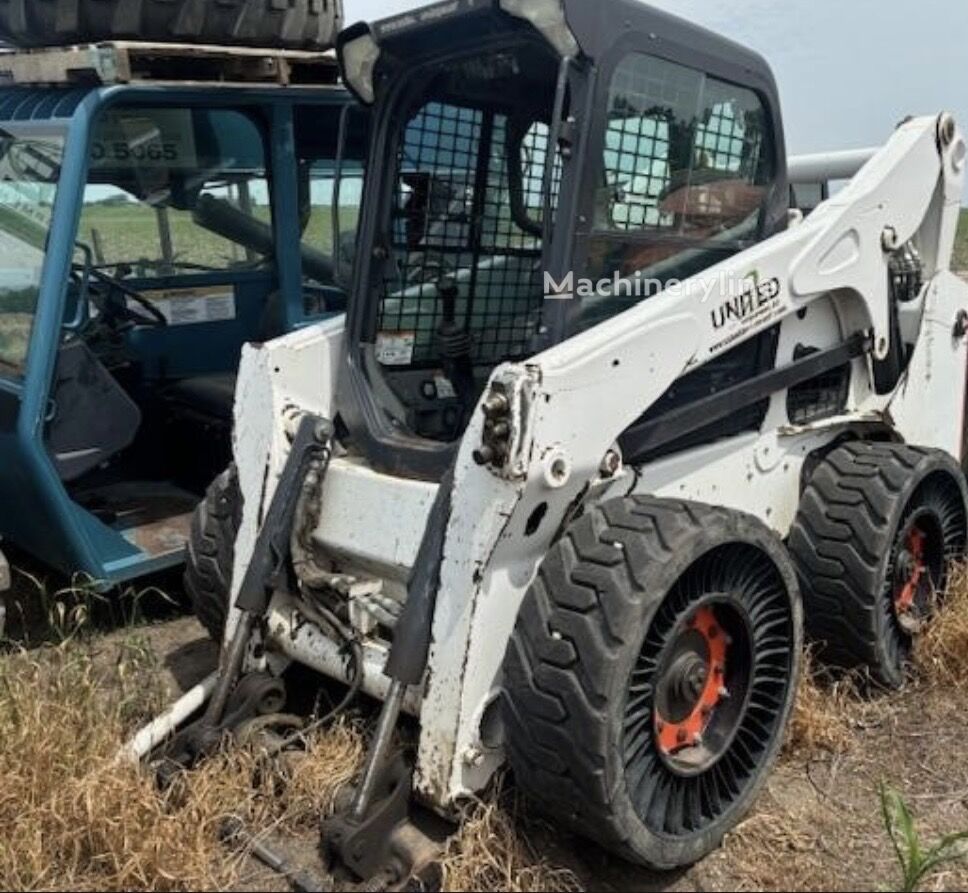 Bobcat S750 mini utovarivač