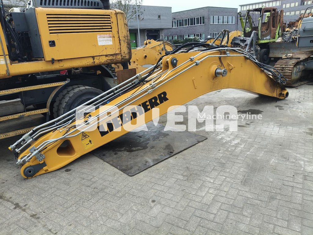 Liebherr 13561699 strela bagera za Liebherr R930 bagera