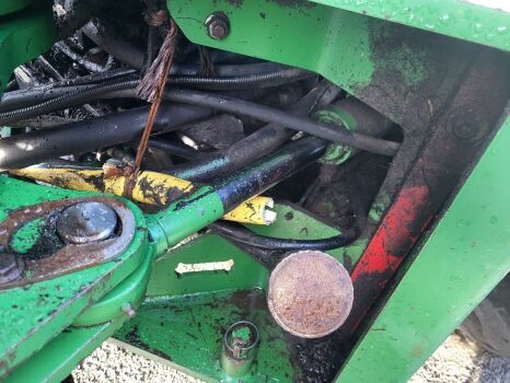 John Deere 3800 Steering Ram Cylinder Az57093 AZ57093 hidraulični cilindar za John Deere 3800 teleskopskog prednjeg utovarivača