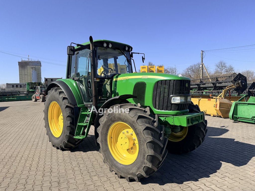 John Deere 6920 traktor točkaš