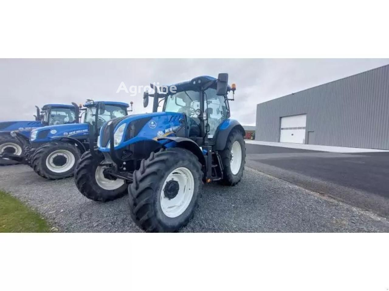 New Holland t6-145e traktor točkaš
