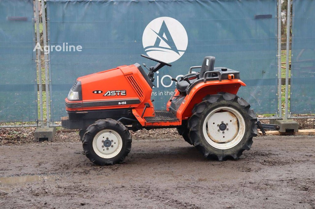 Prodaje se Kubota A-155 traktor točkaš na aukciji