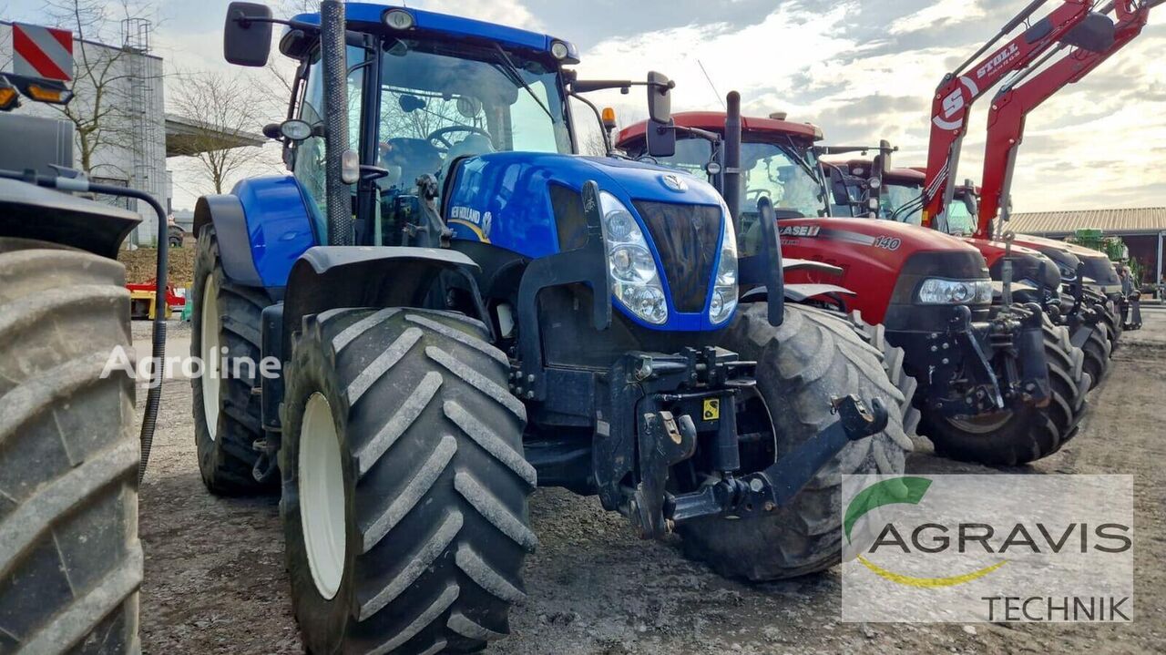 New Holland T 7.220 POWER COMMAND traktor točkaš
