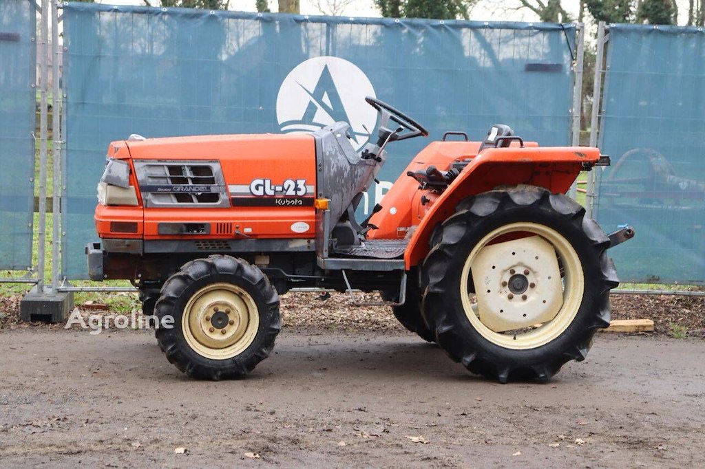 Prodaje se Kubota GL-23 traktor točkaš na aukciji