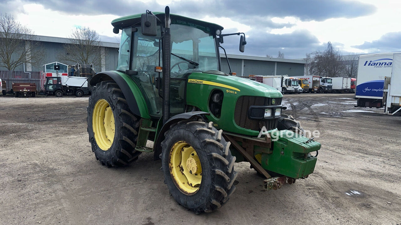 Prodaje se John Deere 5090R traktor točkaš na aukciji