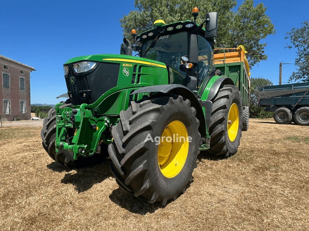 John Deere 6250R traktor točkaš