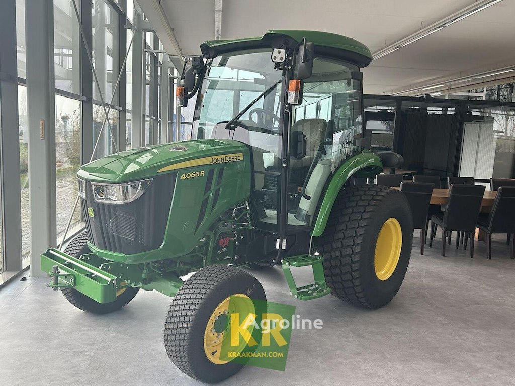 Novi John Deere 4066R traktor točkaš