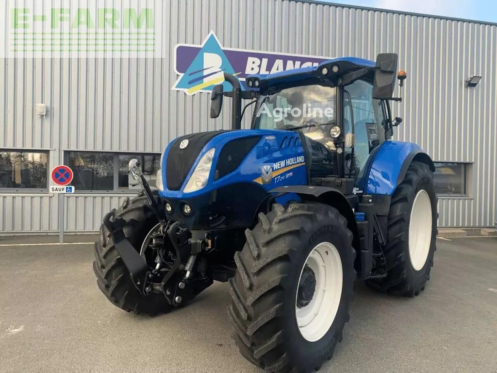 New Holland t7.210 ac s5 traktor točkaš