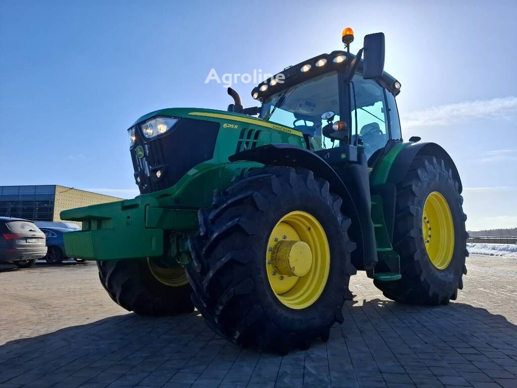 John Deere 6215 R traktor točkaš
