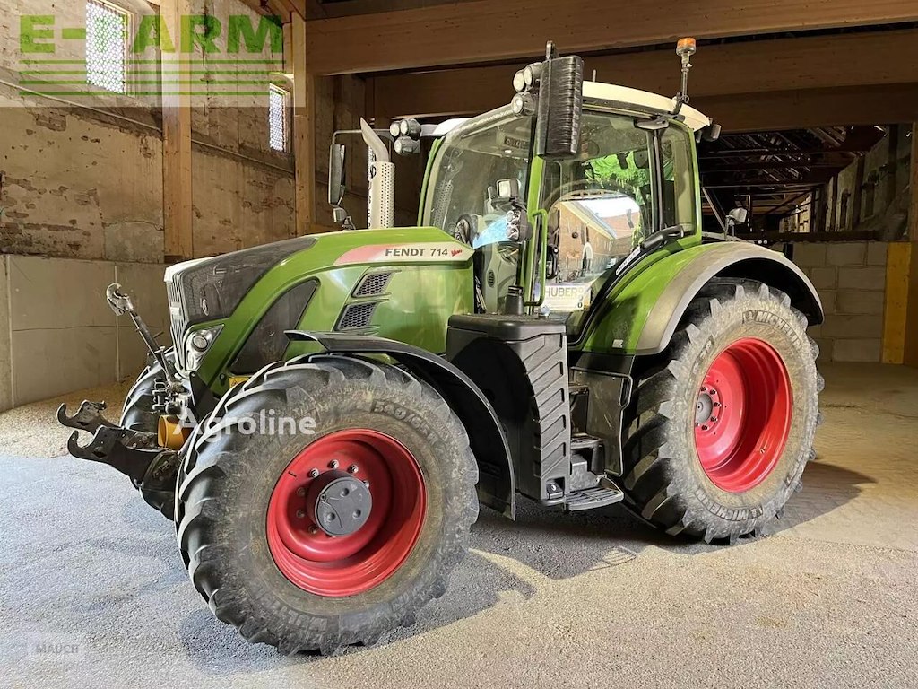 Fendt 714 vario traktor točkaš