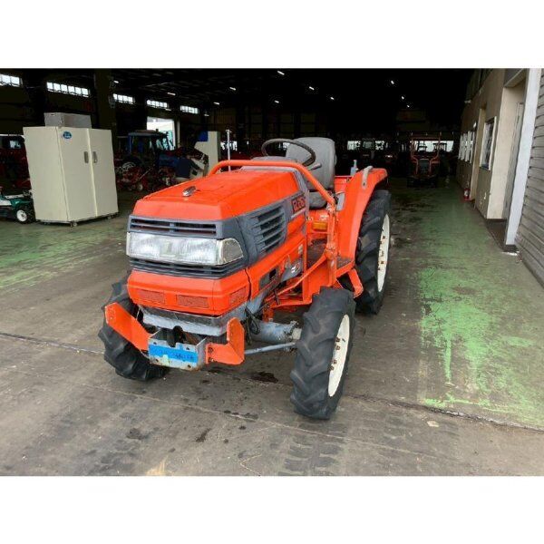 Kubota TRACTOR(Kubota) mini traktor