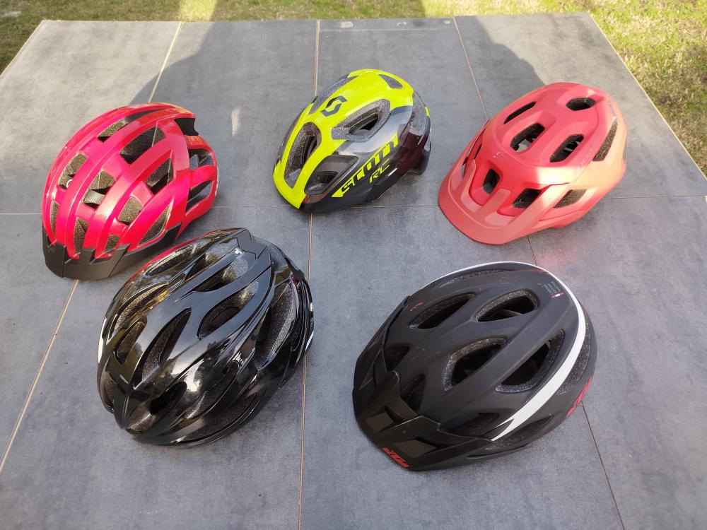 Kacige KTM Lazer Scott Speq Rockrider