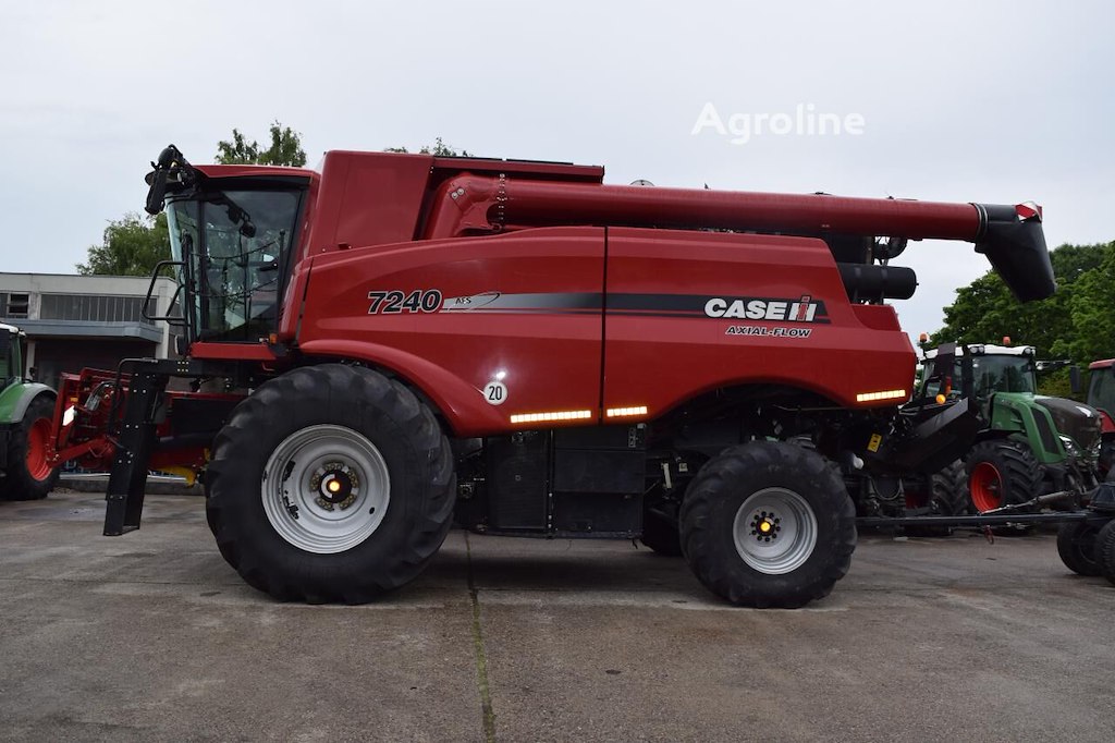 Case IH 7240 Axial Flow kombajn za žito