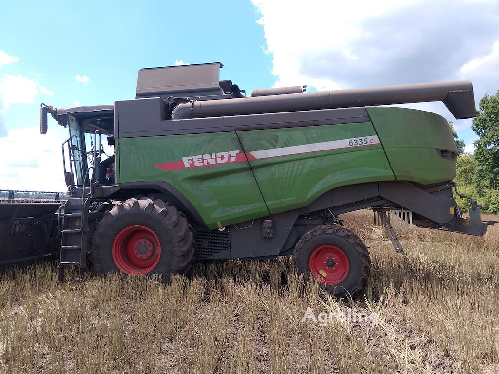 Fendt 6335C kombajn za žito
