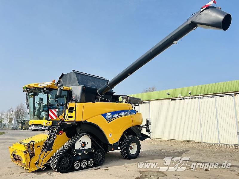 New Holland CR8080 kombajn za žito