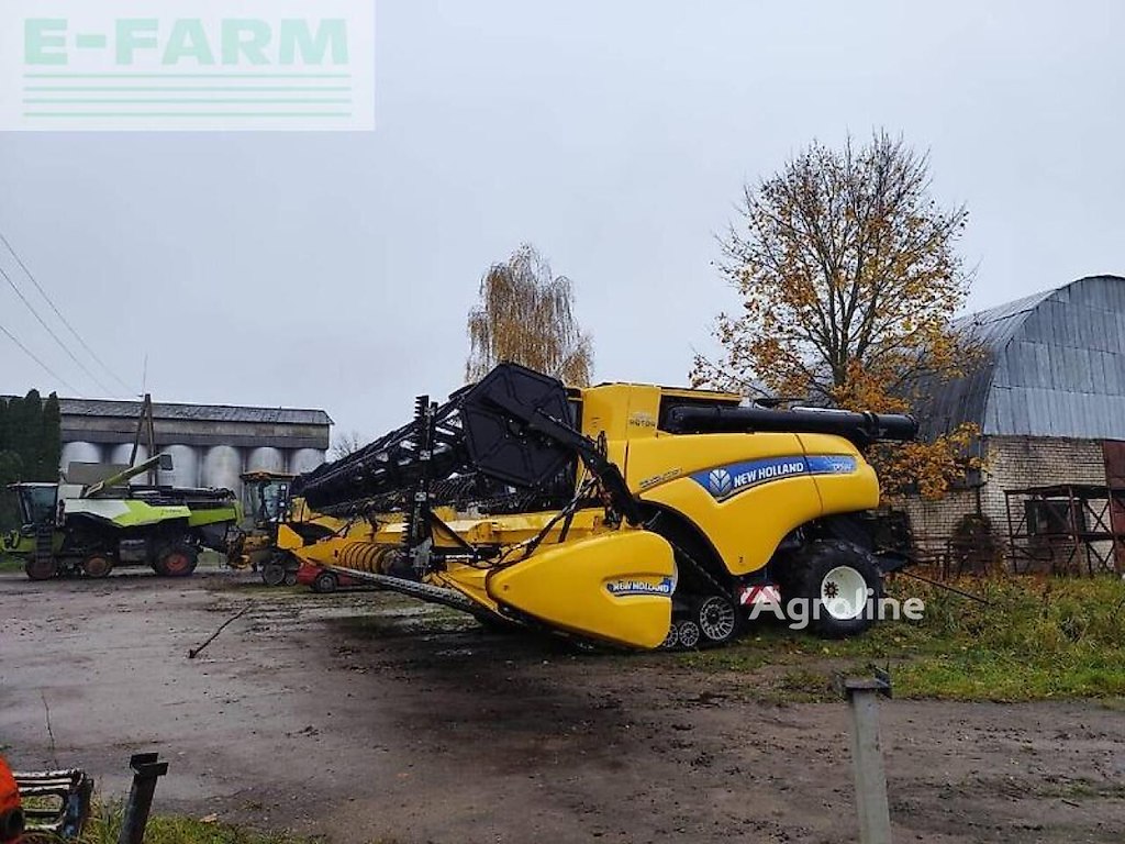 New Holland cr 9.90 kombajn za žito