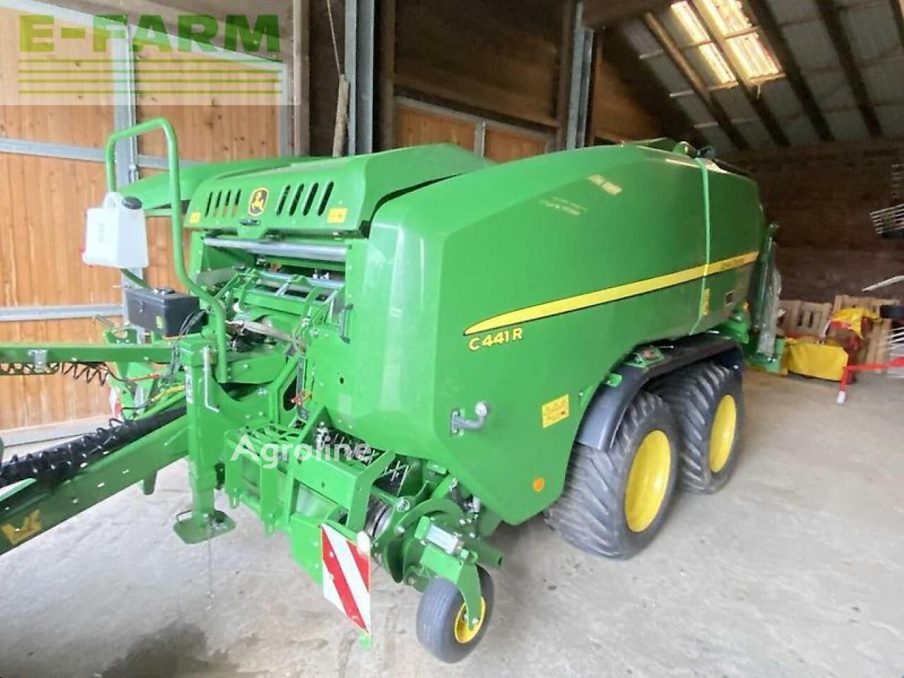 John Deere c441r folienbindung balirka za četvrtaste bale
