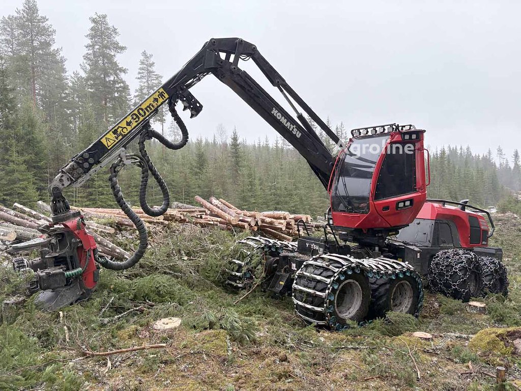 Komatsu 901XC harvester