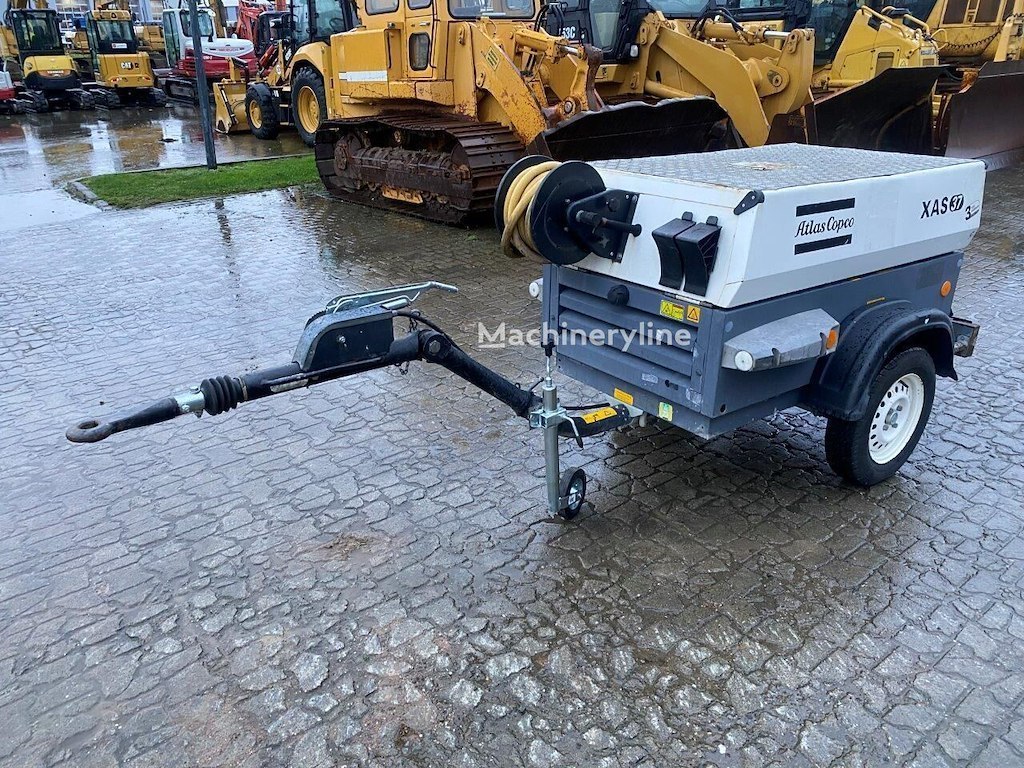Atlas Copco XAS 37 kd . mobilni kompresor