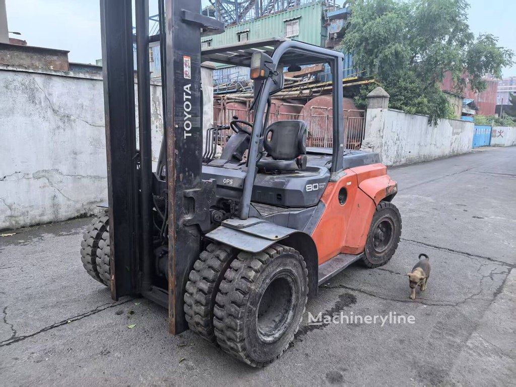 Toyota FD80 dizel viljuškar