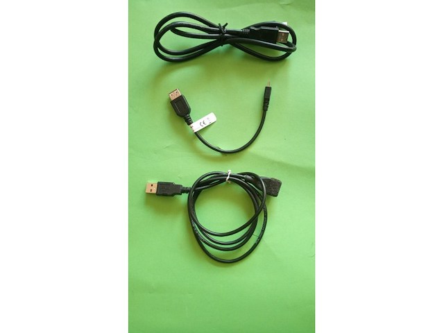 Kabel  USB  tip A  na USB 2.0  tip  B  1,8 m