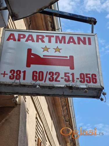 Prodajem Apartman sa BIZNISOM u centru grada