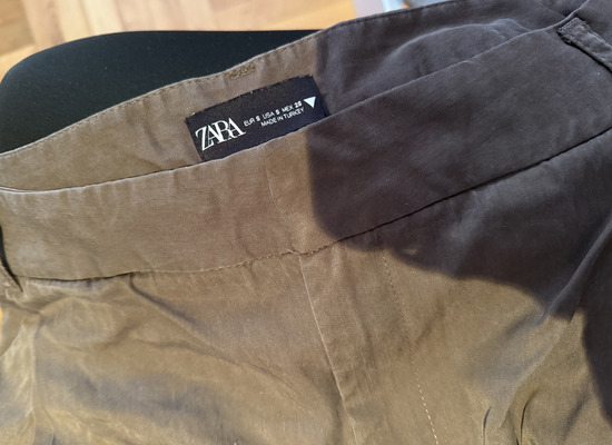 Zara pantalone