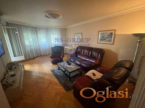 Komforan trosoban stan na Grbavici!