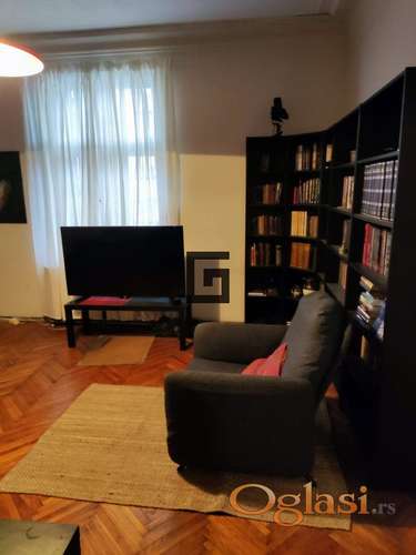Odličan salonac, Centar, 4.0, 92 m2, ID#1858